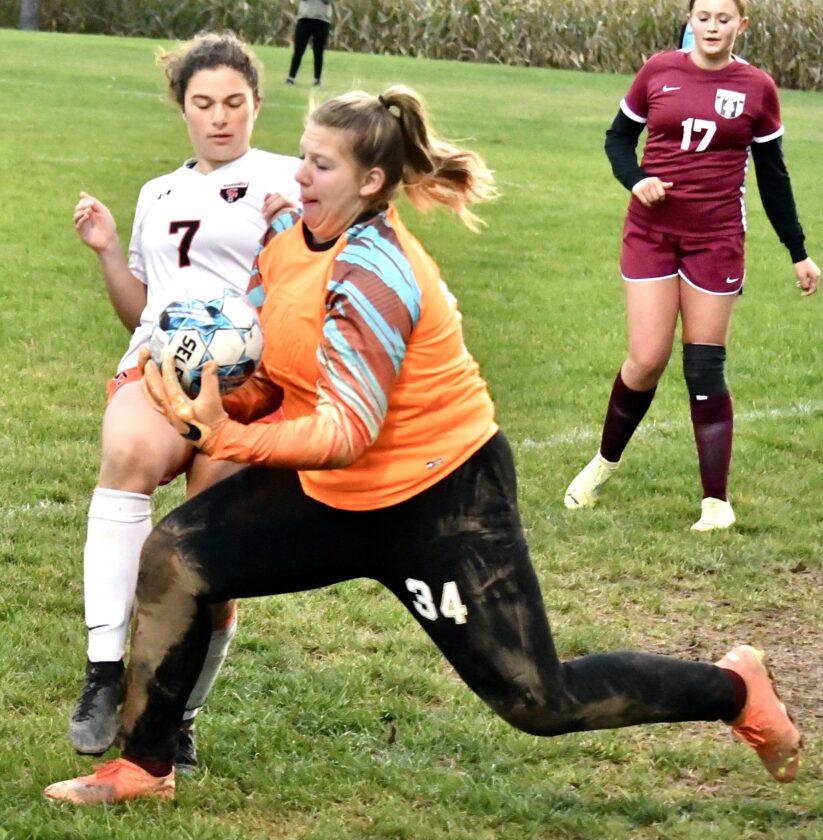 Blackhawks stymie Tigers to advance | News, Sports, Jobs - The Sentinel